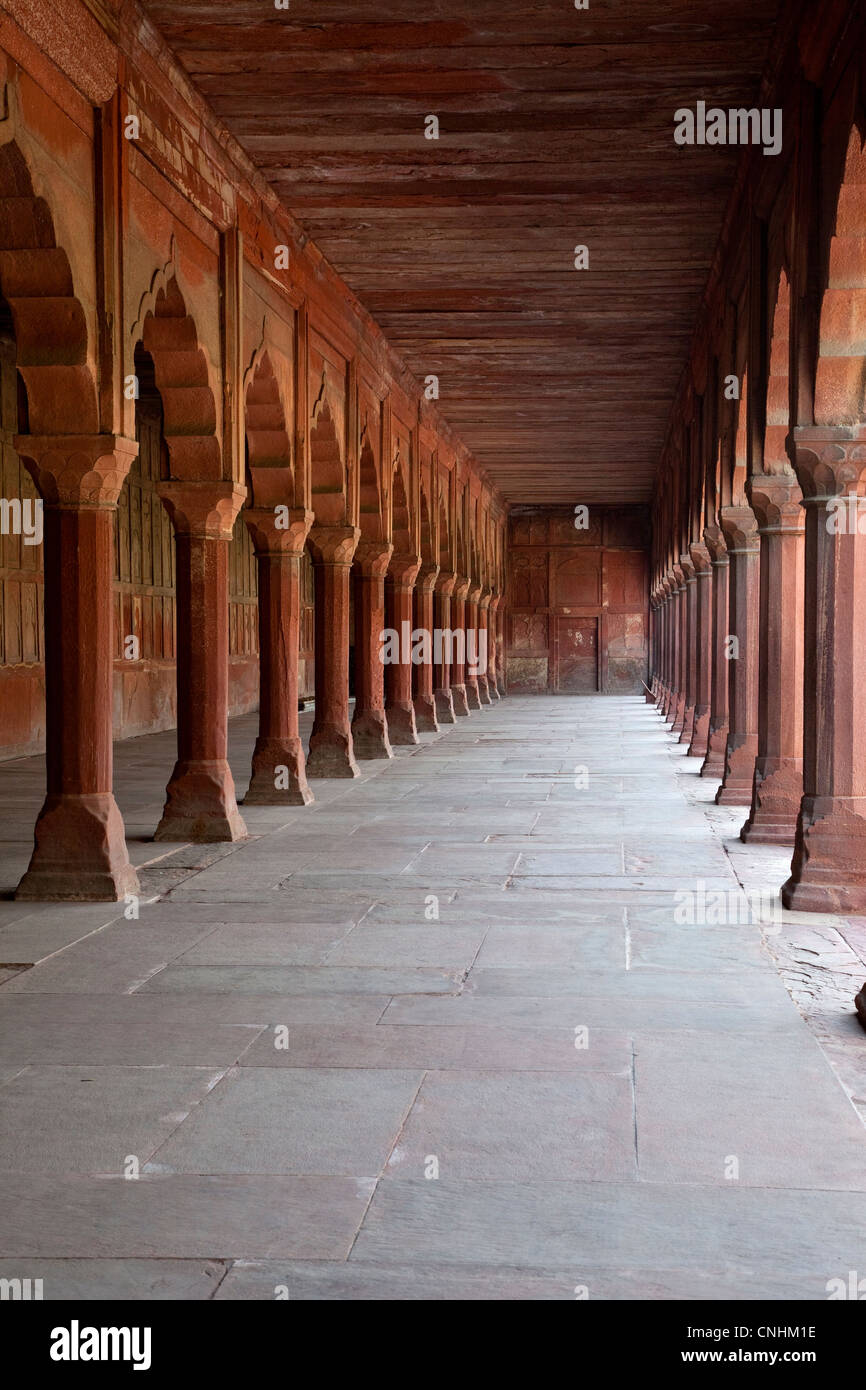Agra, India. Taj Mahal. Walkway along one of the Side Buildings Stock ...
