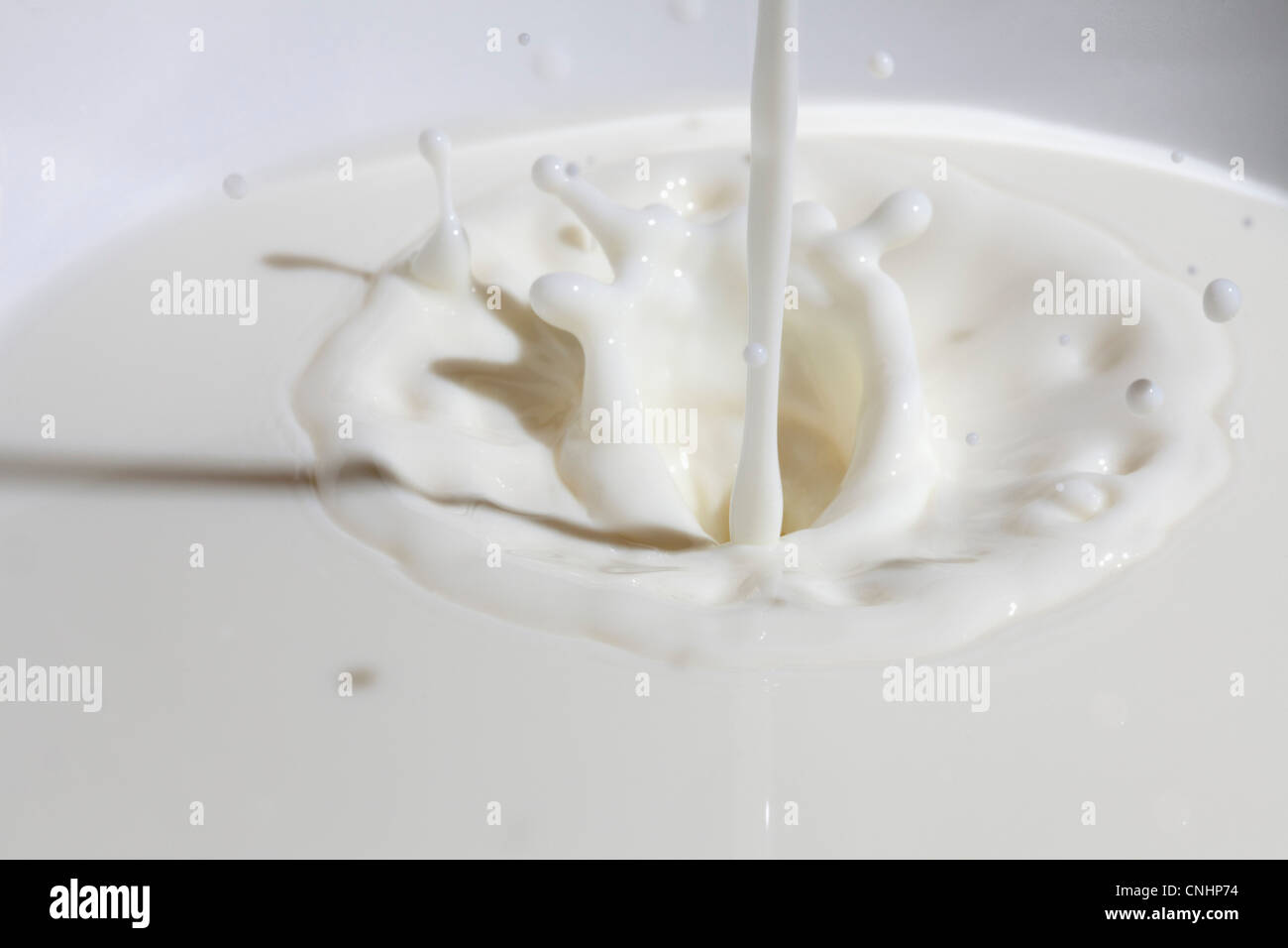 Milk being poured hi-res stock photography and images - Alamy