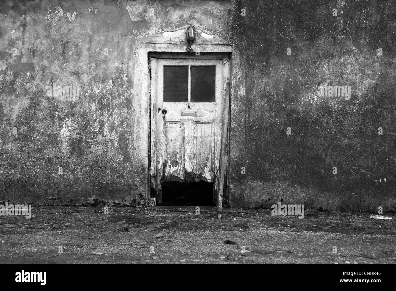 Abandoned decaying rural farm hi-res stock photography and images - Alamy