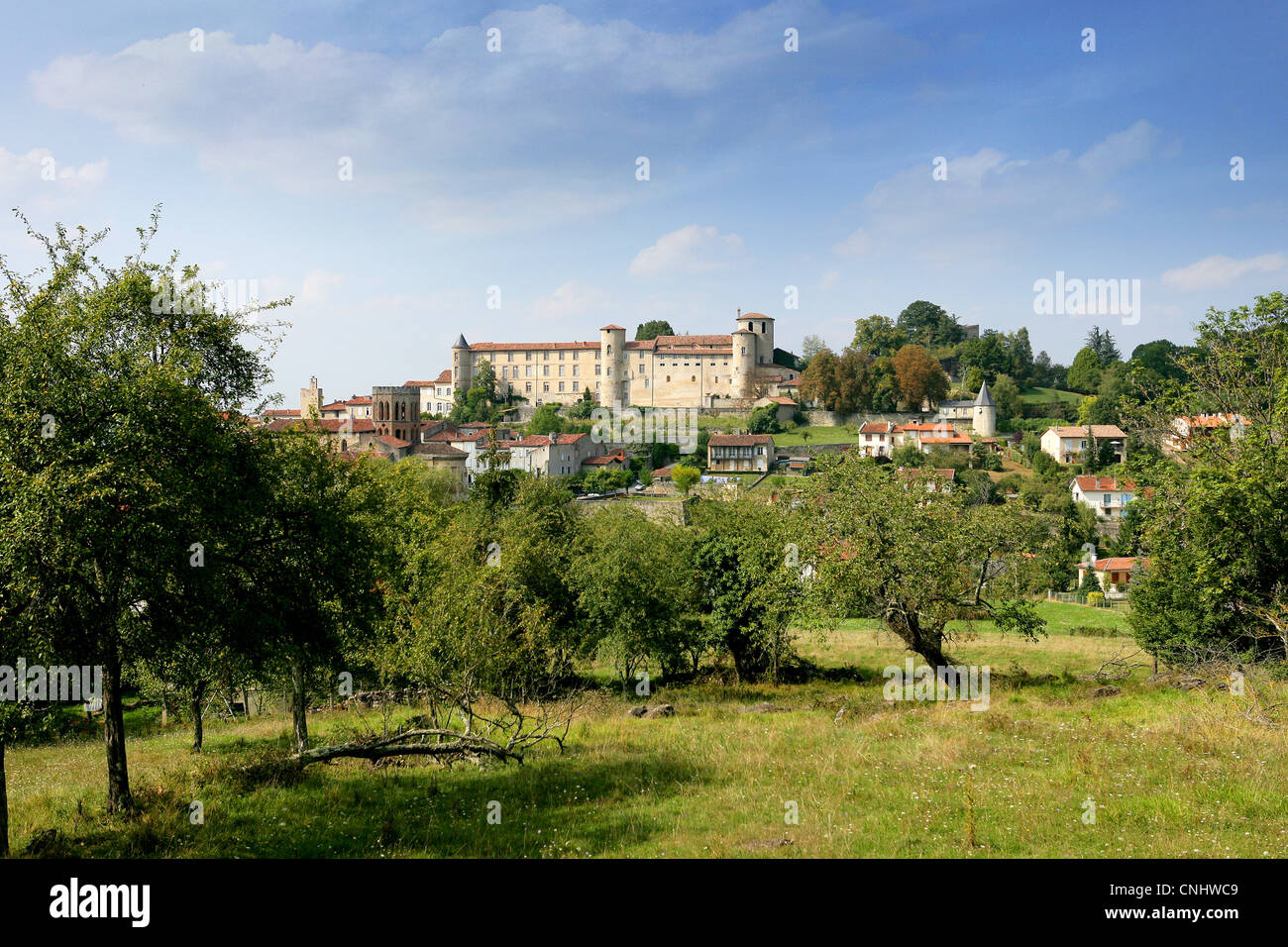 Larressingle hi-res stock photography and images - Alamy