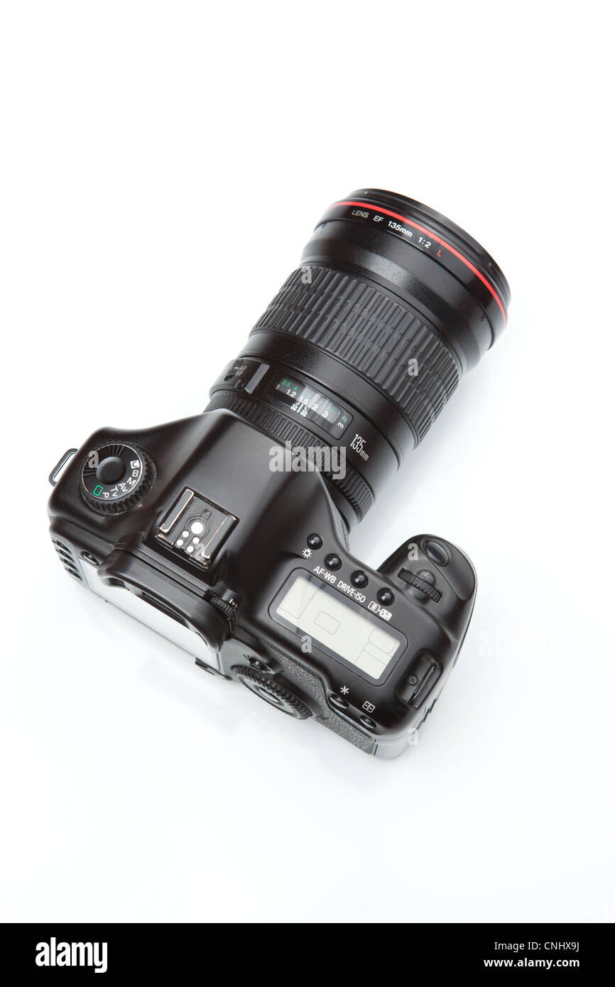 modern DSLR with a telephoto lens Stock Photo - Alamy