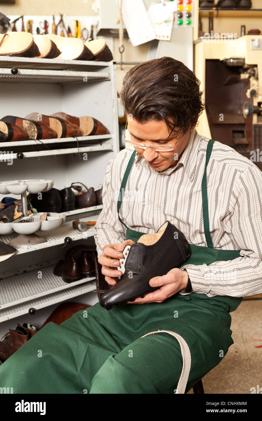 Maual work hi-res stock photography and images - Alamy