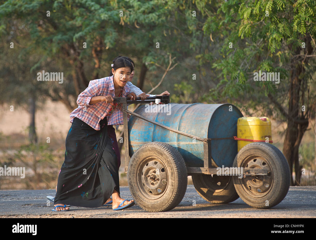 Transporting water hi-res stock photography and images - Alamy