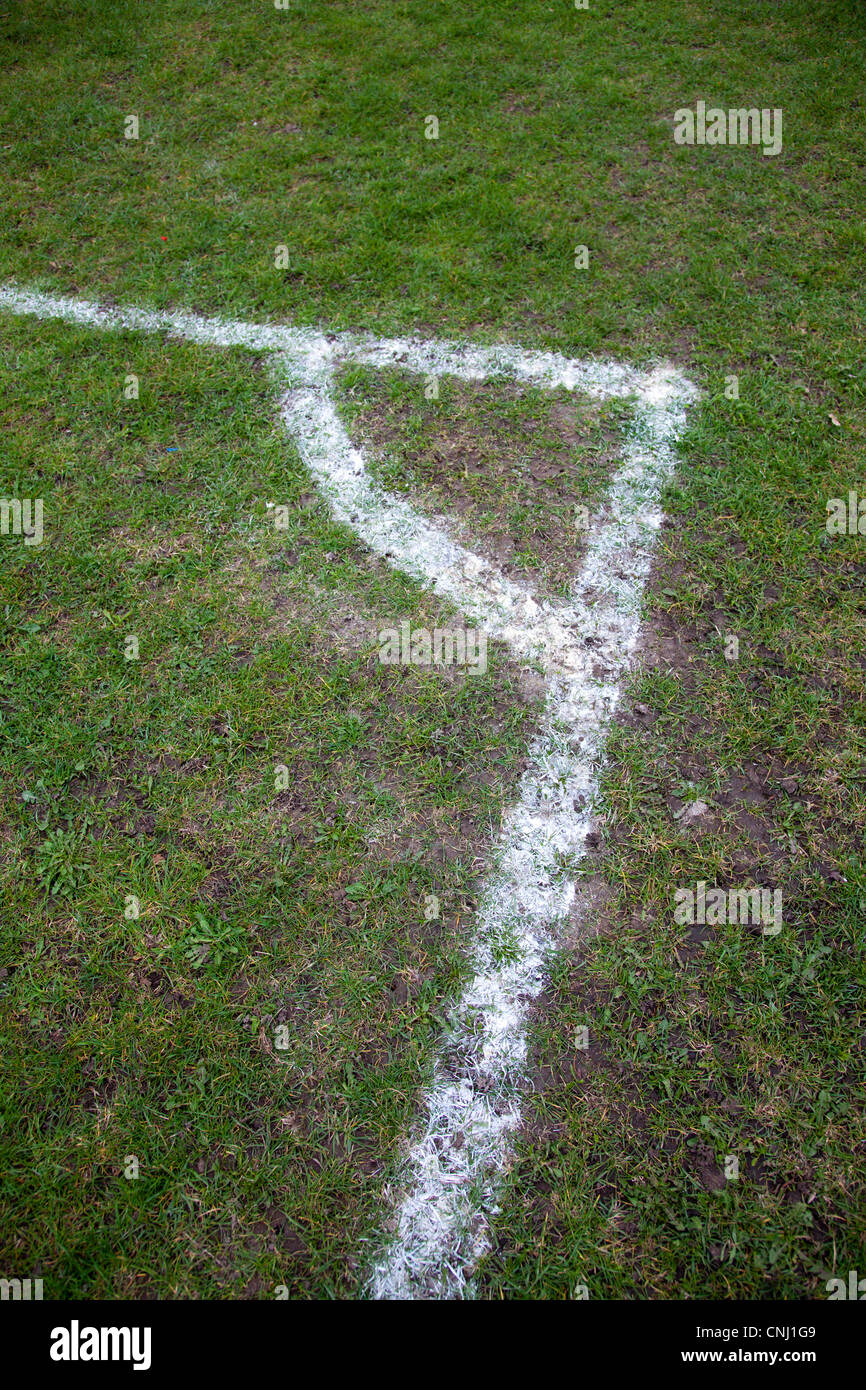 Pitch marks hi-res stock photography and images - Alamy