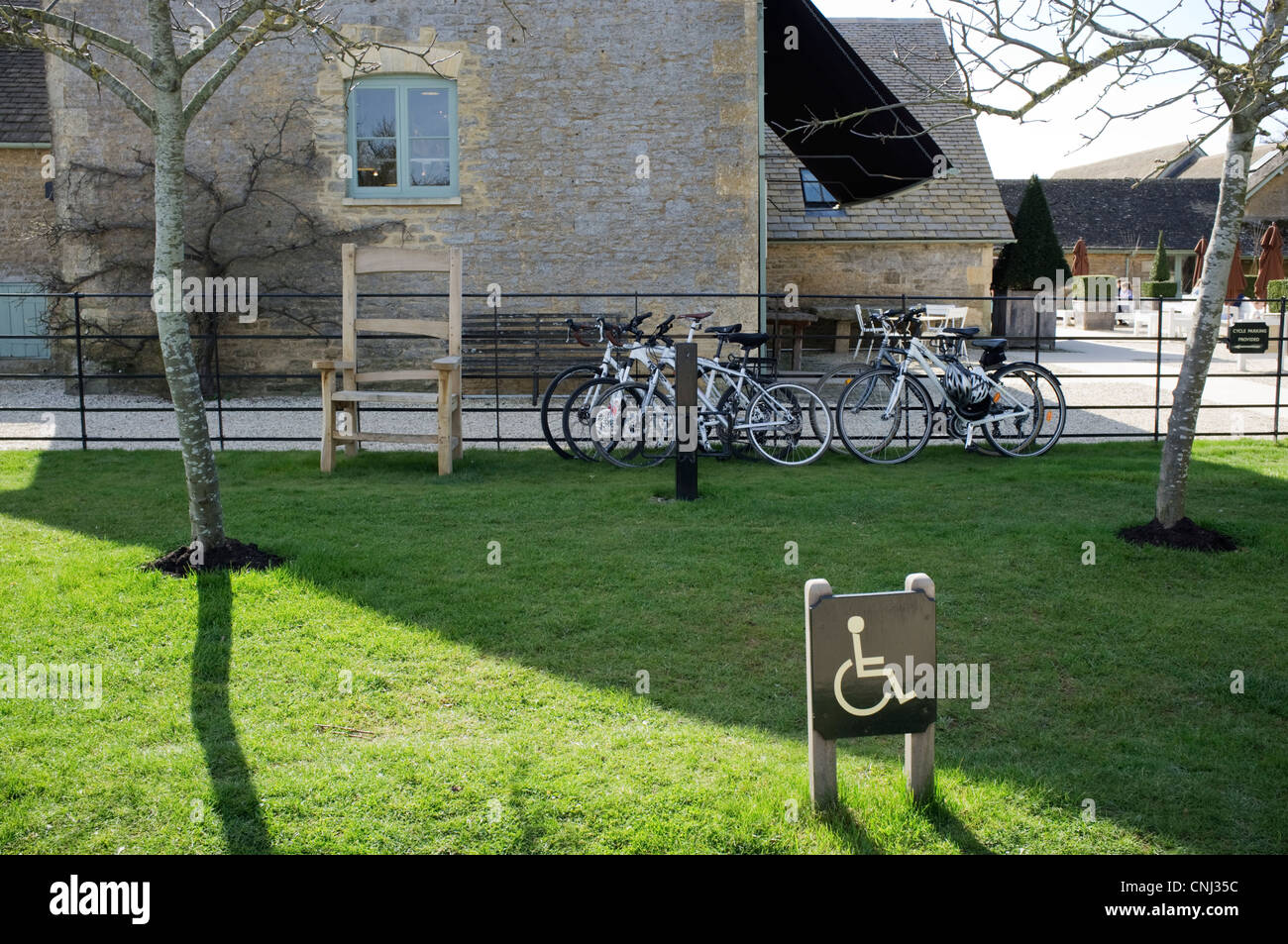 Daylesford Organic Farmshop in Kingham, Cotswolds, Gloucestershire ...