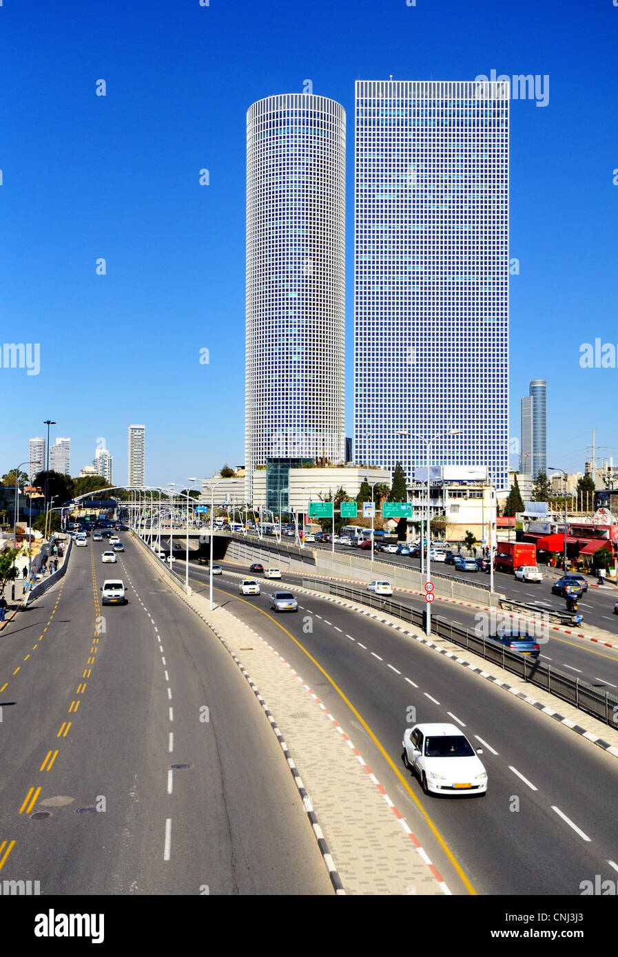 Downtown tel aviv hi-res stock photography and images - Alamy