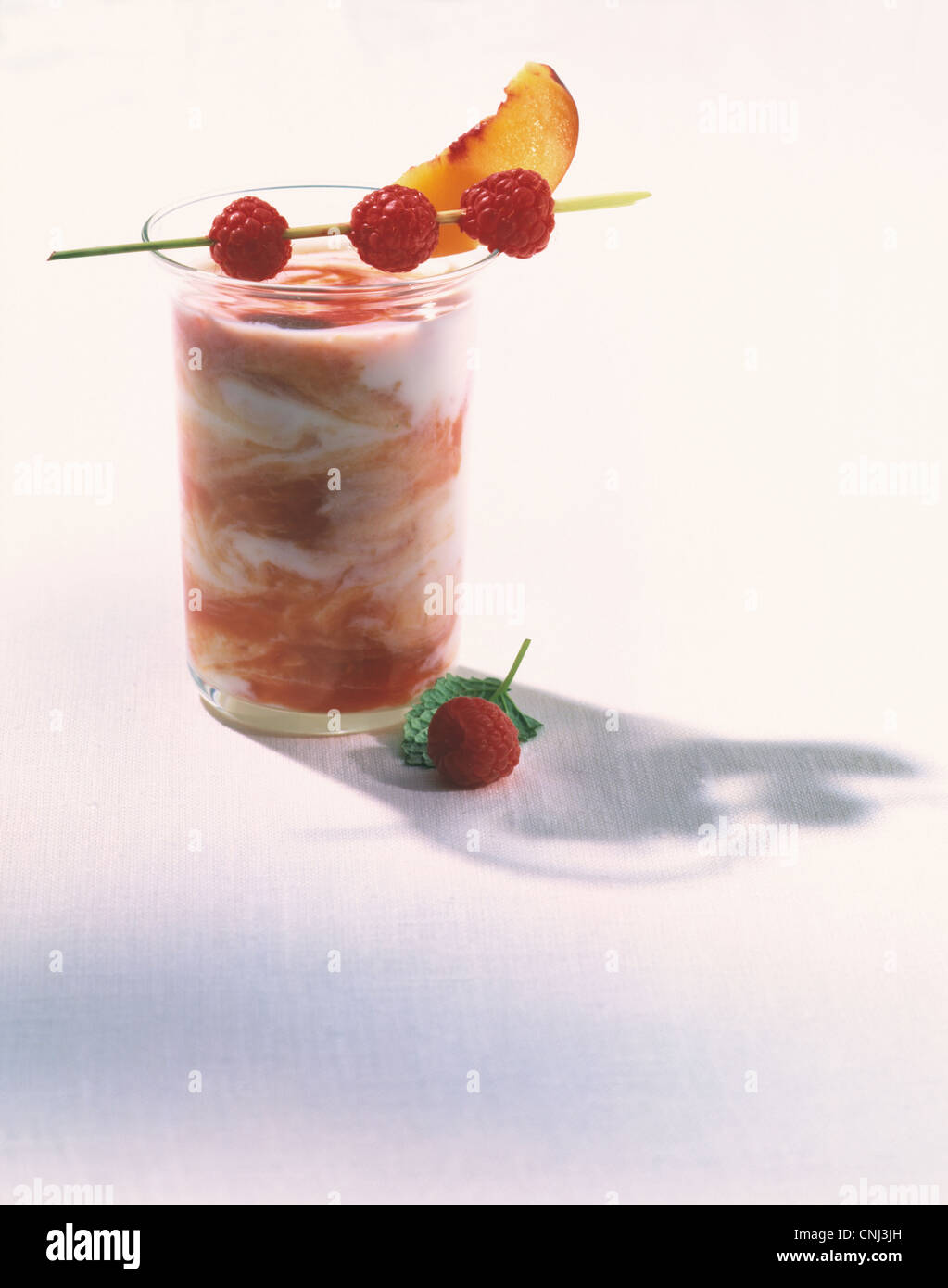 Raspberry - nectarine - drink Stock Photo - Alamy