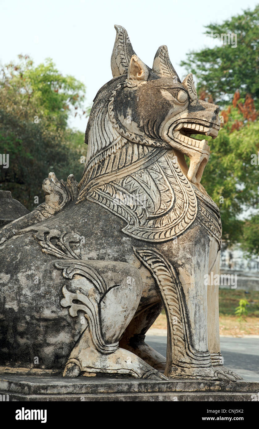 Guardian sculpture of stucco. Singha. Ananda temple, Pagan, Burma ...
