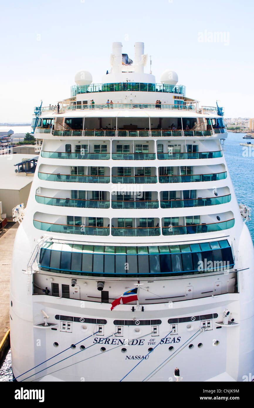 Modern White Cruise ship from front at a port Stock Photo - Alamy