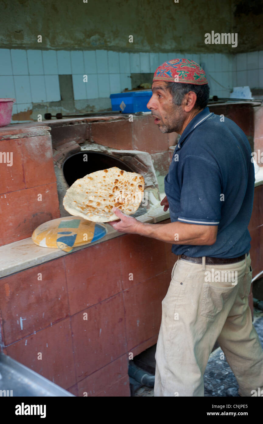 Middle east bakery hi-res stock photography and images - Alamy