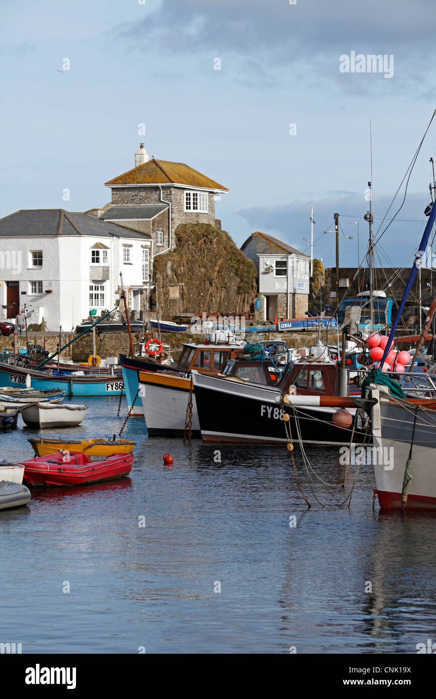 inshore fishing boats in Polperro Harbour, Cornwall Stock Photo - Alamy