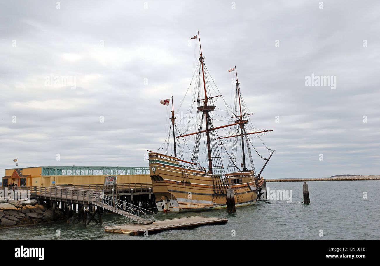 Plymouth harbour ship hi-res stock photography and images - Alamy