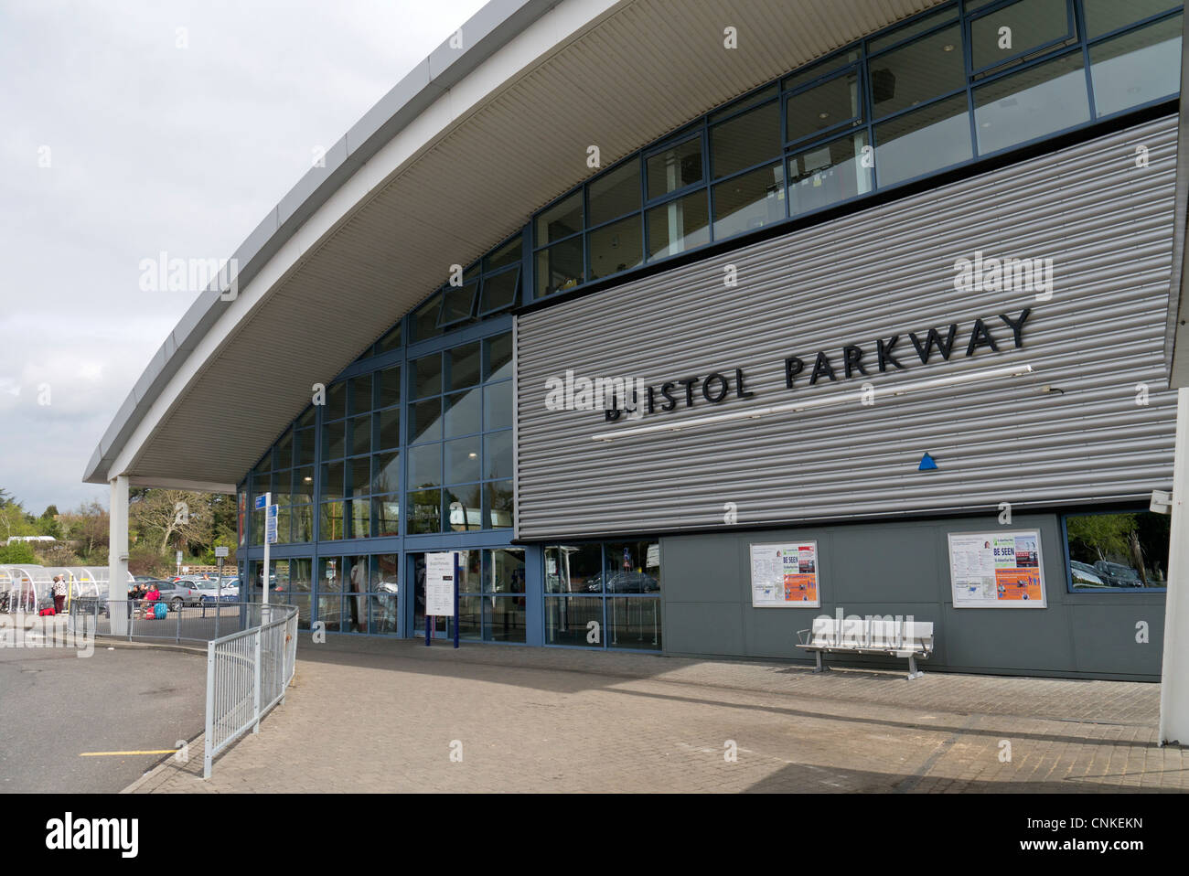 Bristol parkway railway station hi-res stock photography and images - Alamy