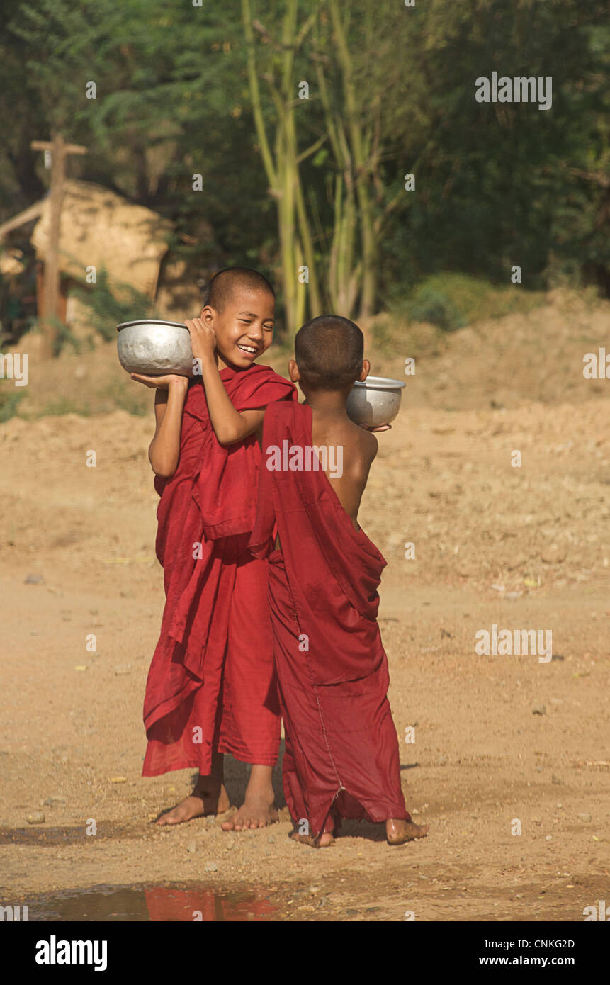 Laughing novice monks hi-res stock photography and images - Alamy
