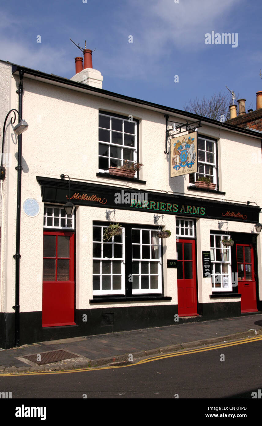 Farriers arms hi-res stock photography and images - Alamy