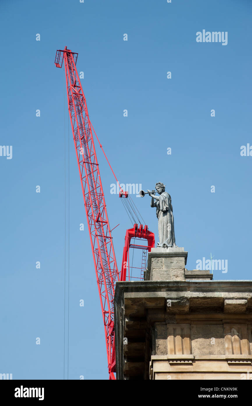 Female trumpeter statue on Clarendon Building Oxford University ...