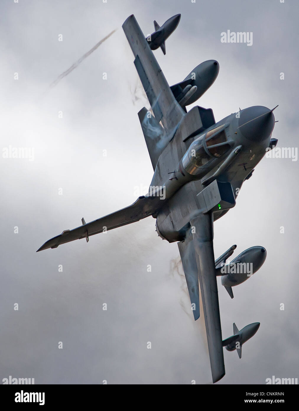 L mach loop hi-res stock photography and images - Alamy