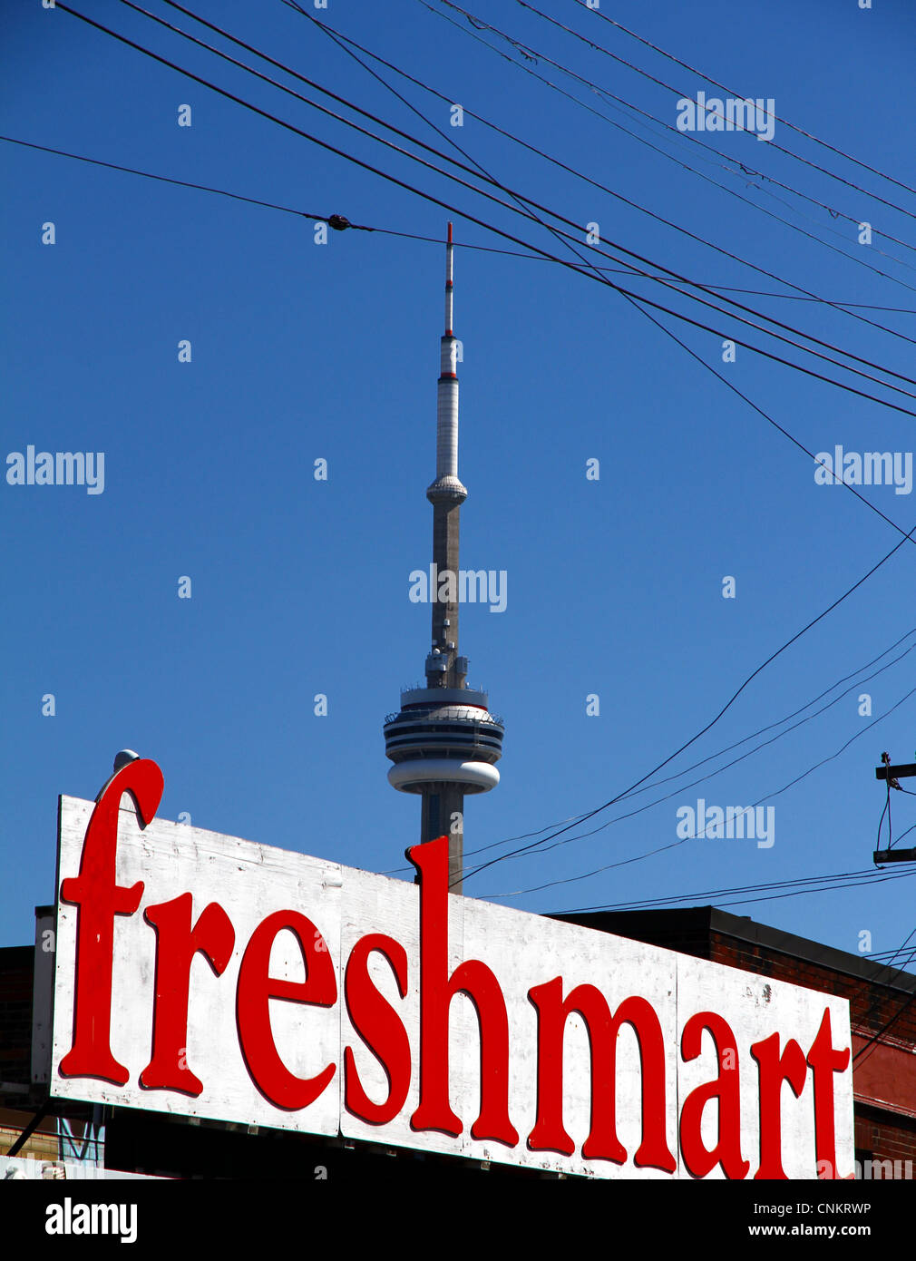 Cn tower sign hi-res stock photography and images - Alamy