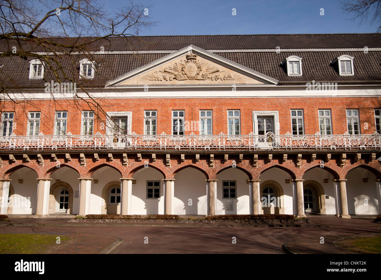 Auricher schloss hi-res stock photography and images - Alamy