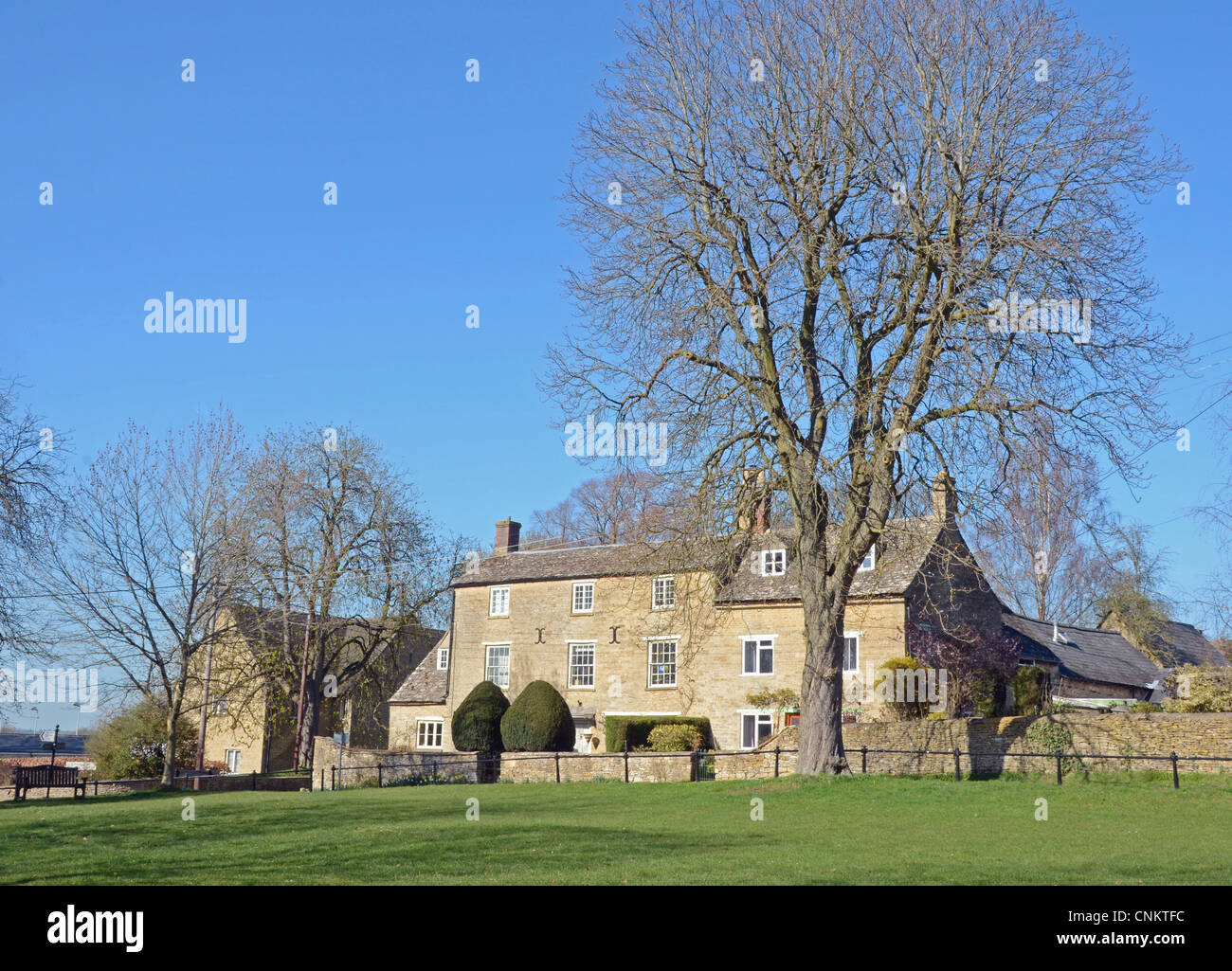 Charlbury hi-res stock photography and images - Alamy