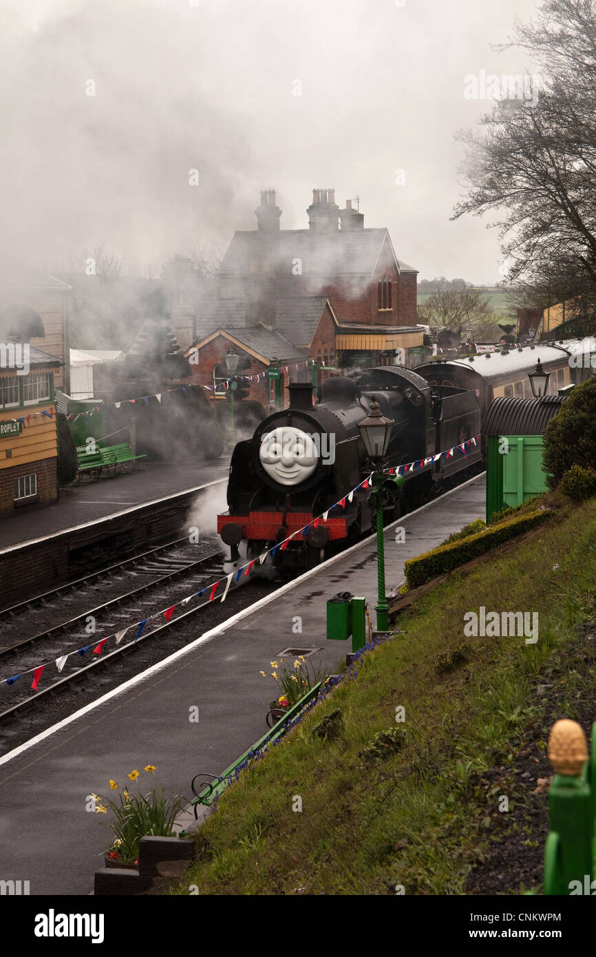 Watercress line train hi-res stock photography and images - Alamy