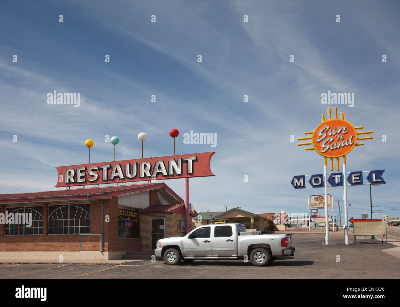 Highway restaurant signs hi-res stock photography and images - Alamy