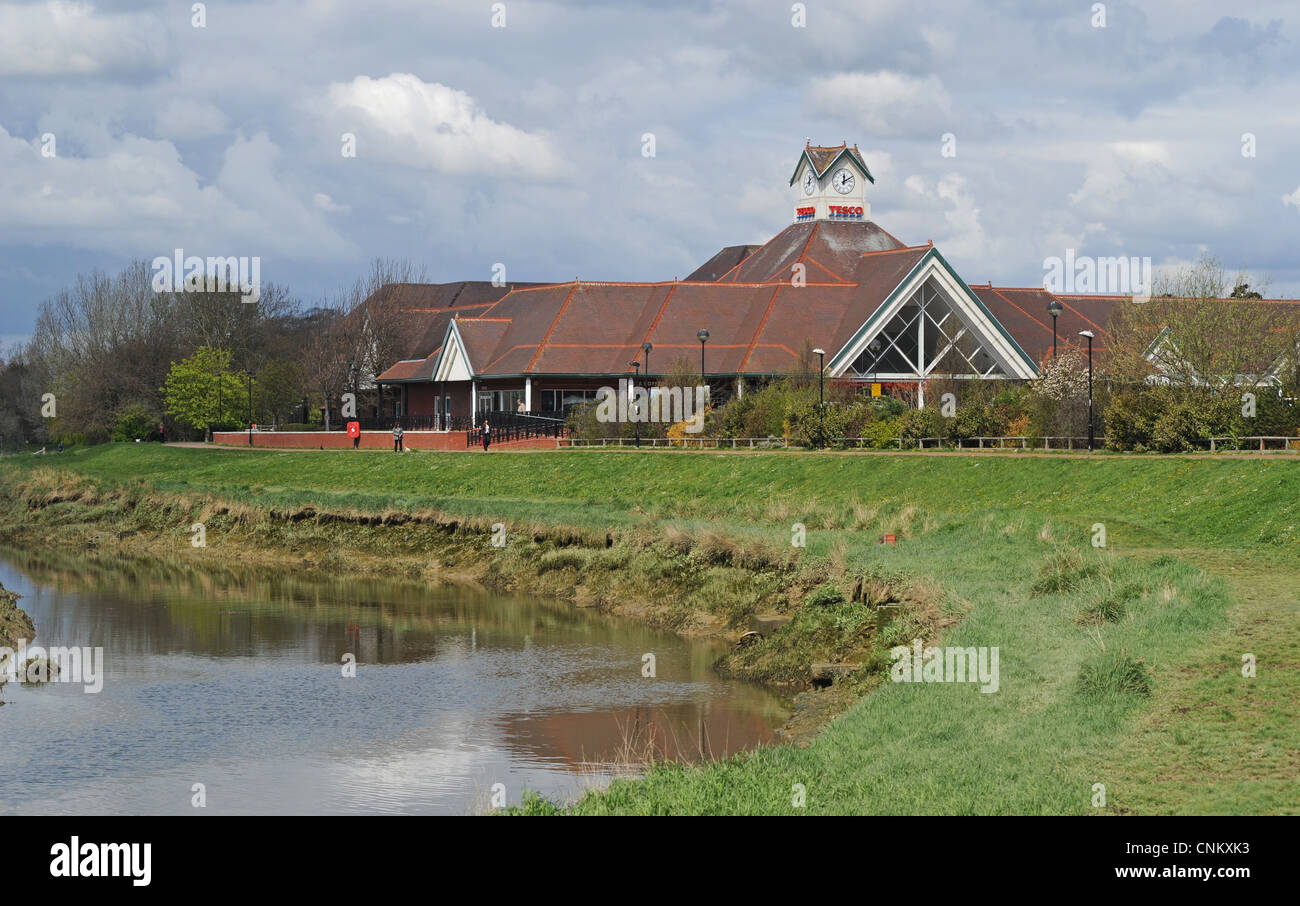 Lewes Town Centre East Sussex UK - Tesco Supermarket roof against blue ...