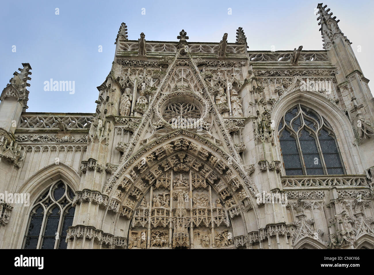 The chapel of the Holy Spirit / Chapelle du Saint-Esprit showing rose ...