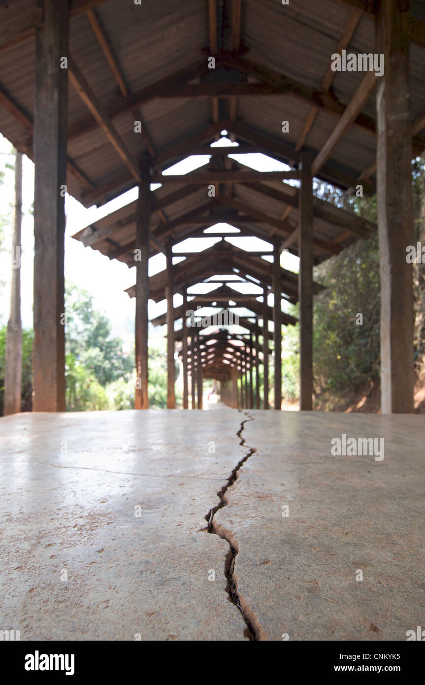 Subsidence damage hi-res stock photography and images - Alamy