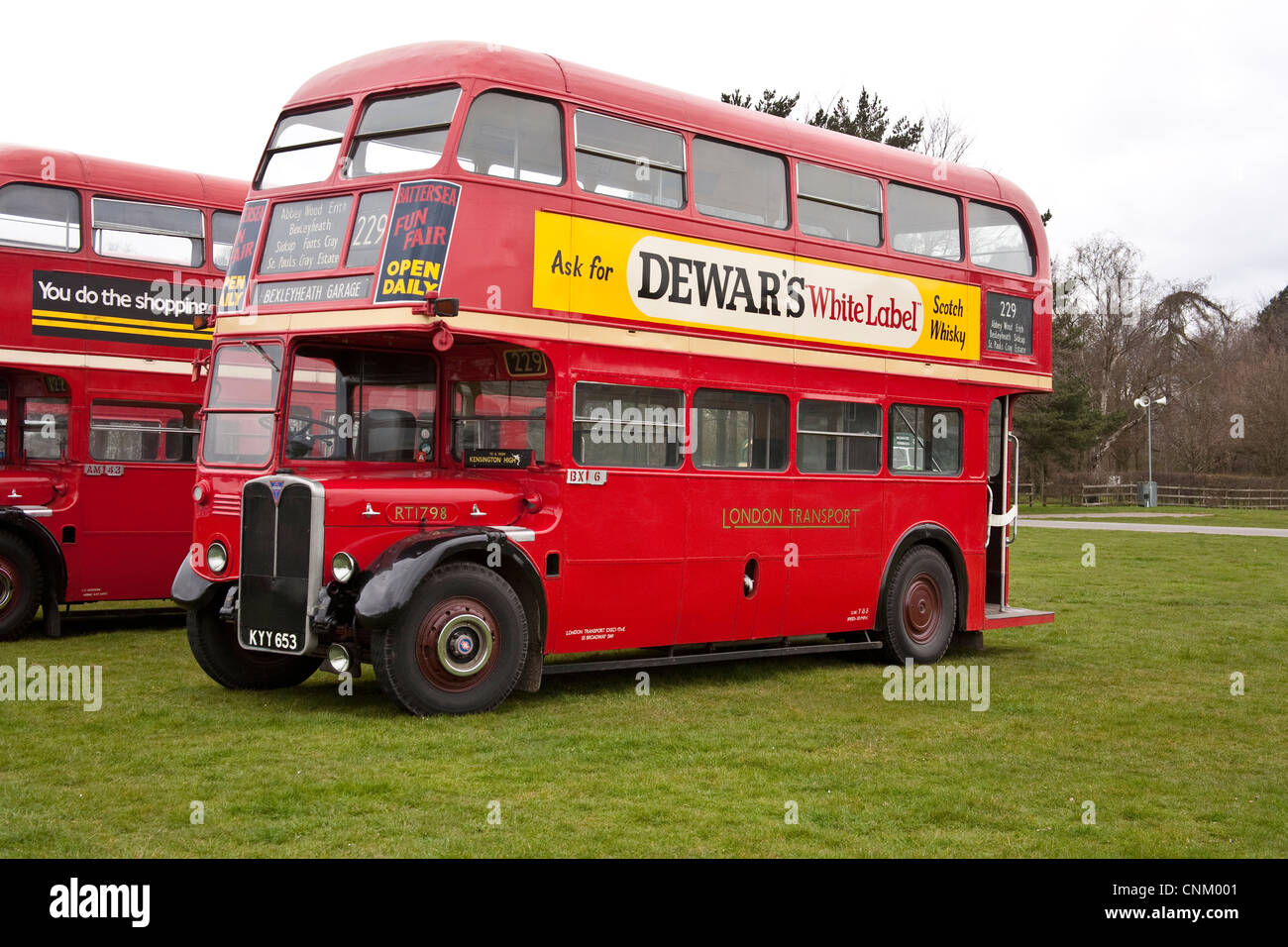 London rt bus hi-res stock photography and images - Alamy