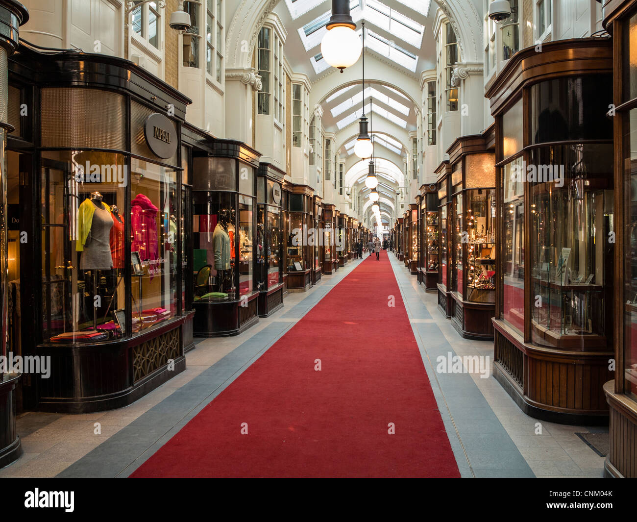 Burlington arcade london hi-res stock photography and images - Alamy
