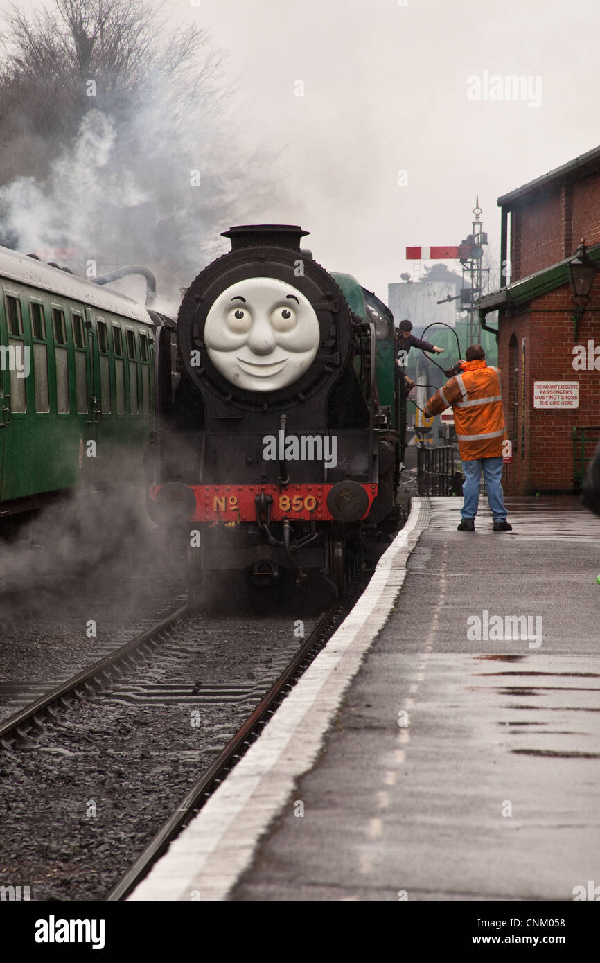Ropley Station on the Watercress Line, Mid-Hants Railway, Alresford ...