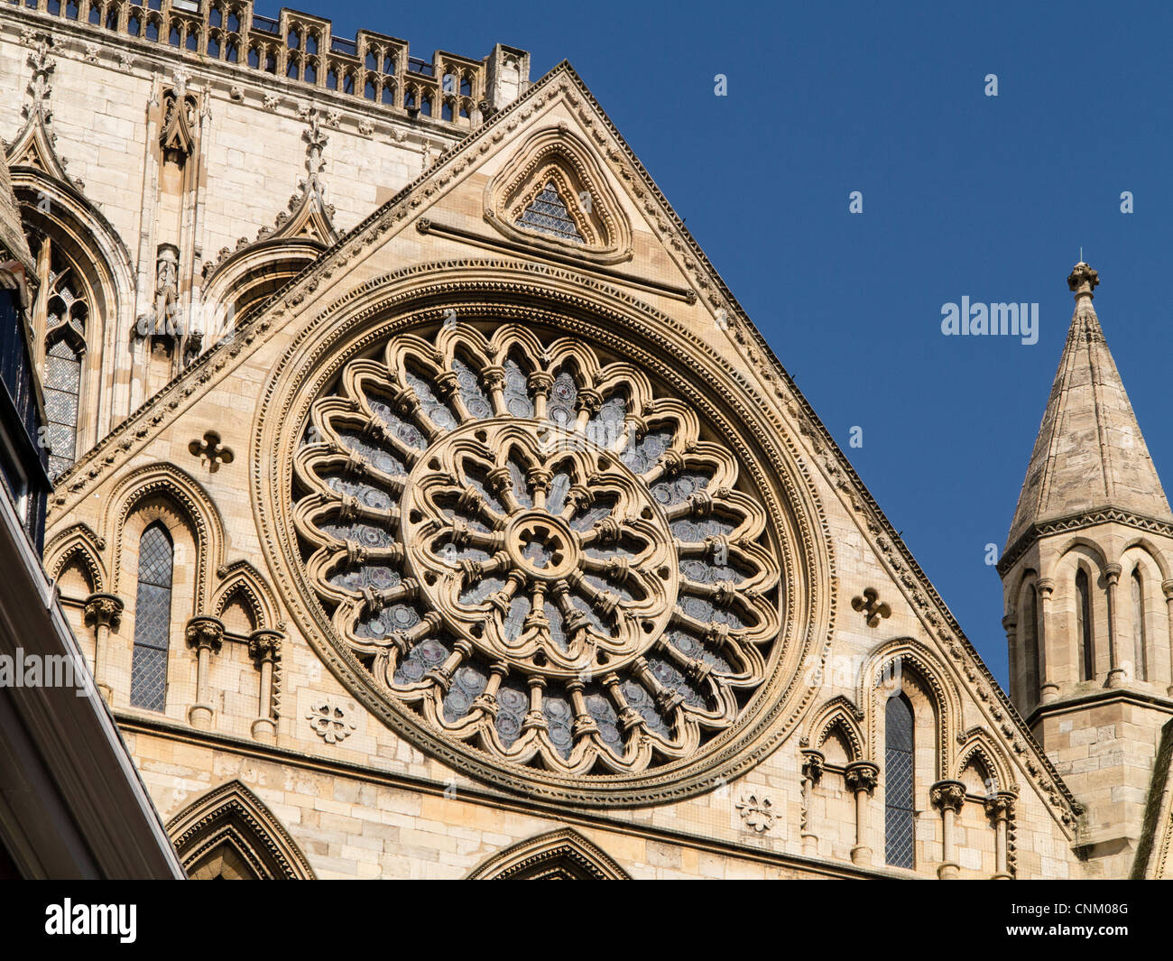 Rose window york minster hi-res stock photography and images - Alamy