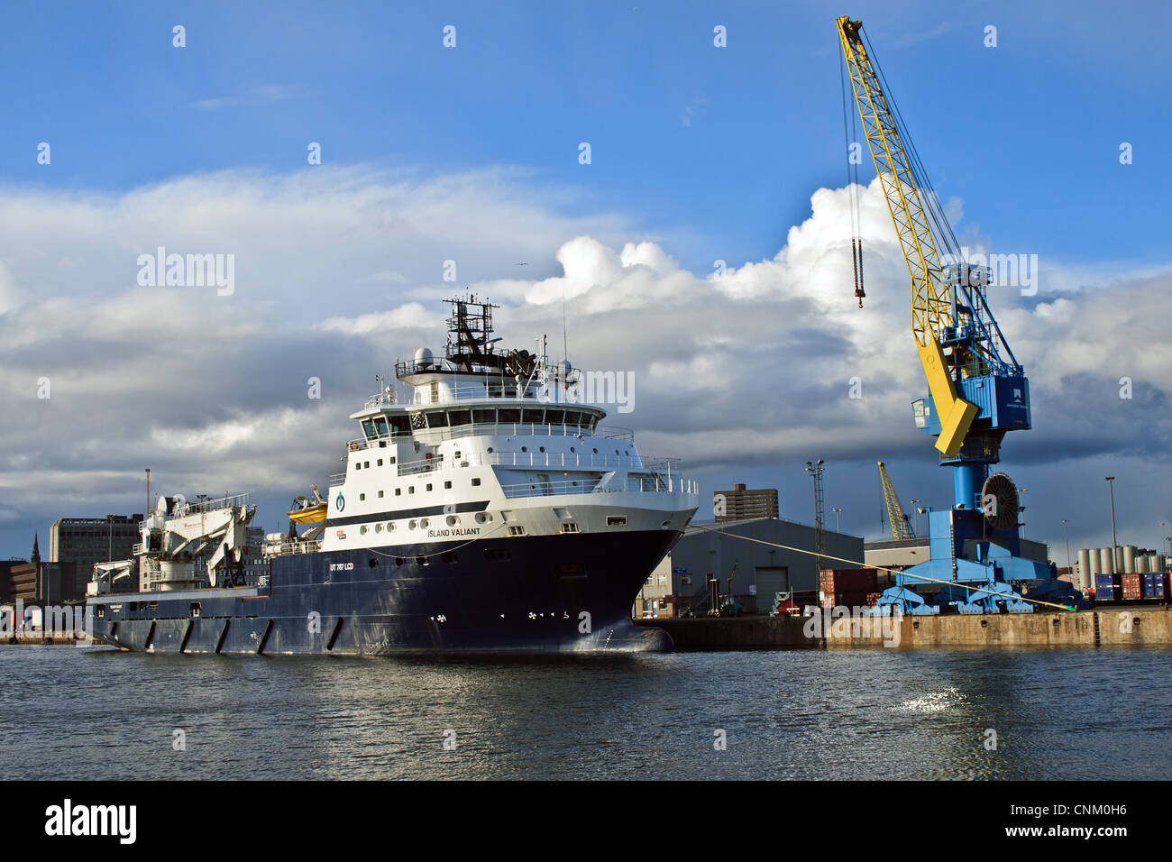 oil ship in Aberdeen harbour Stock Photo - Alamy