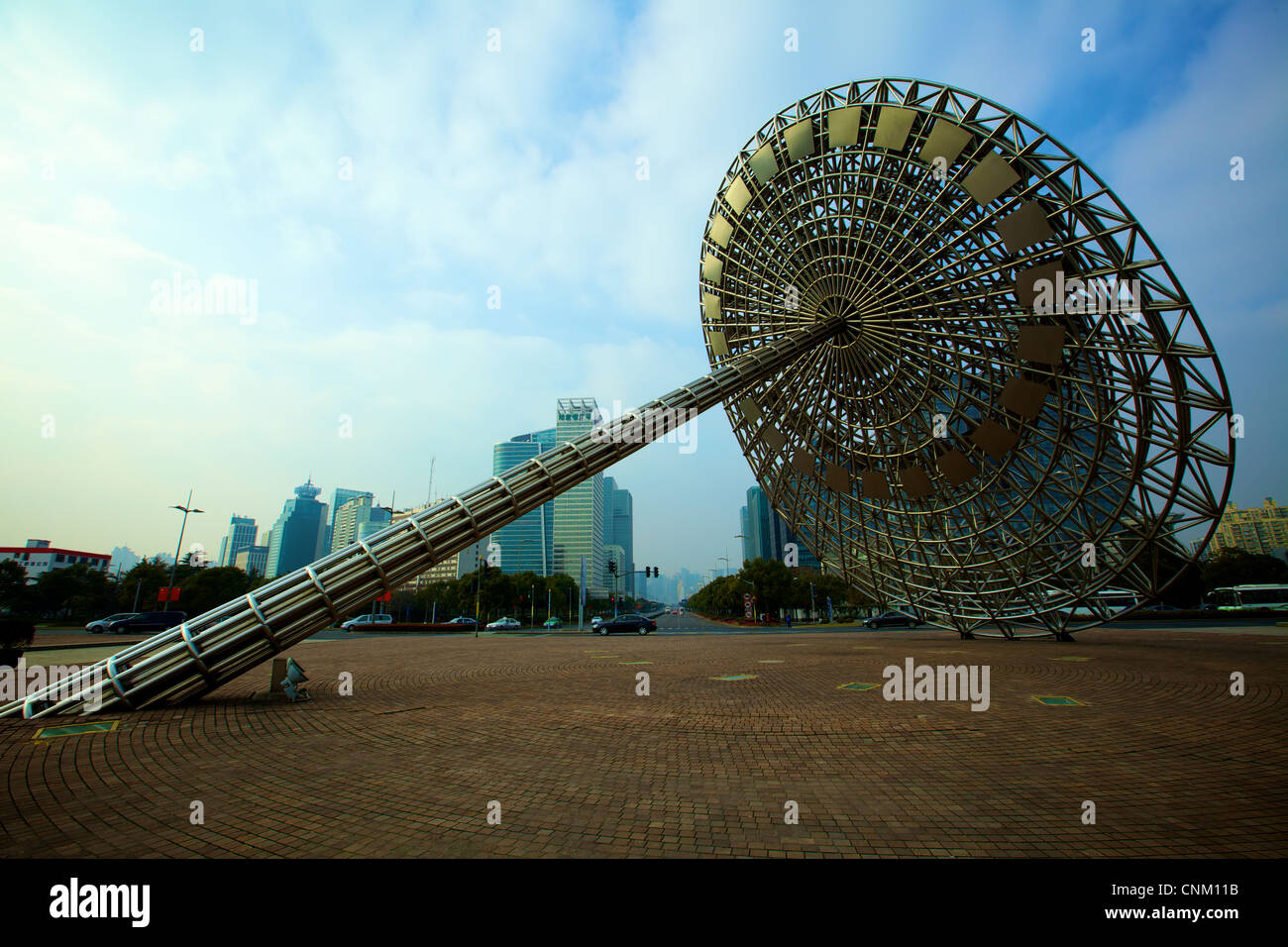 Metal monument hi-res stock photography and images - Alamy