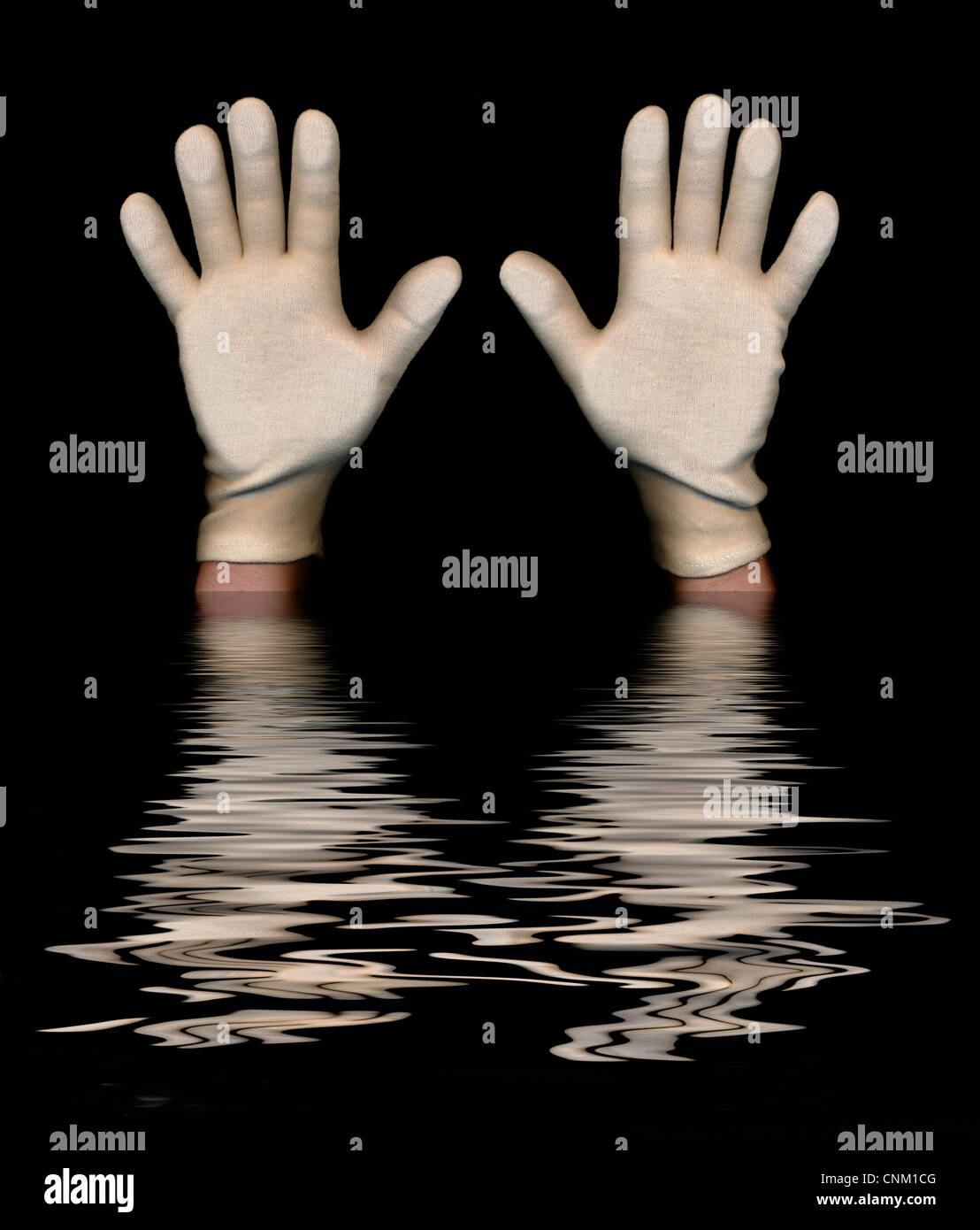 People drowning hi-res stock photography and images - Alamy