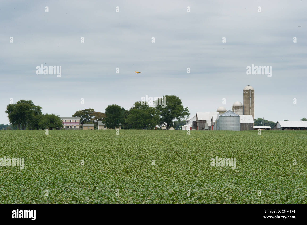 Crop seeding plane hi-res stock photography and images - Alamy