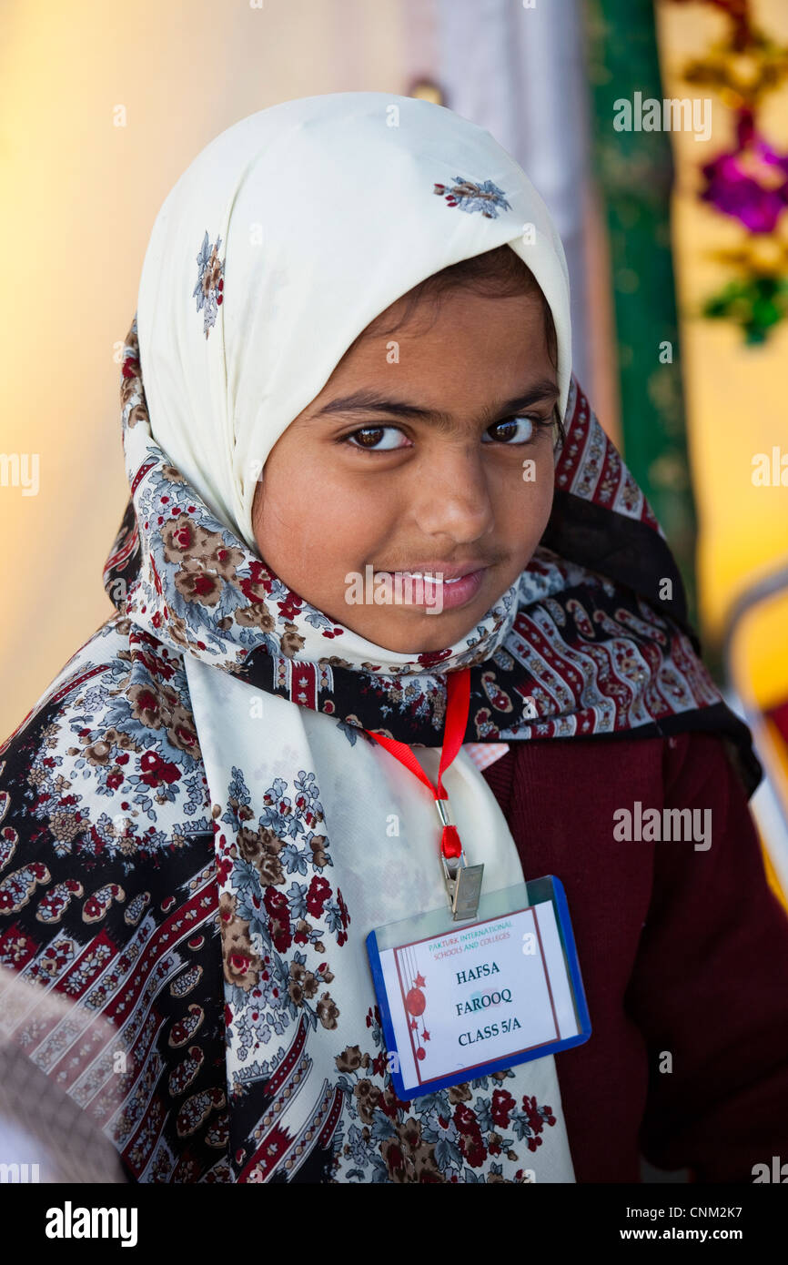 Pakistan pakistani girl hi-res stock photography and images - Alamy