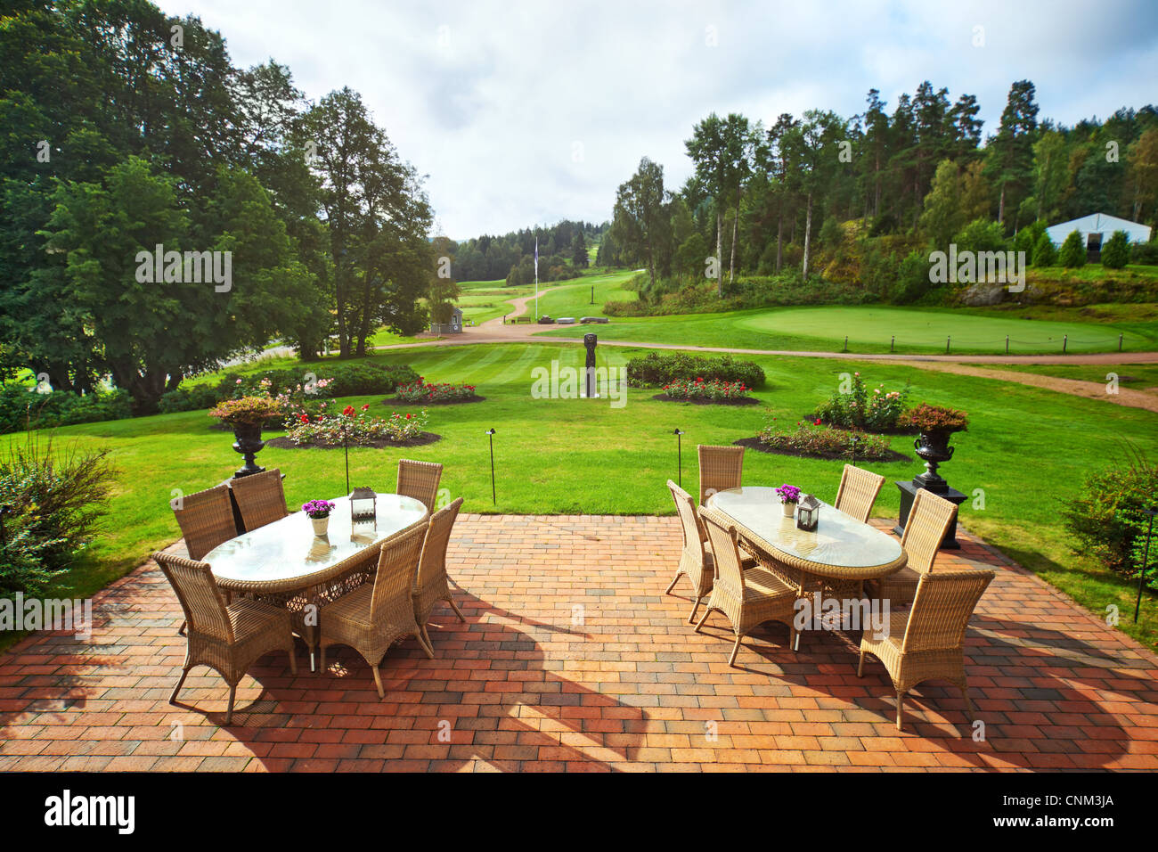 Terrace garden summer hi-res stock photography and images - Alamy