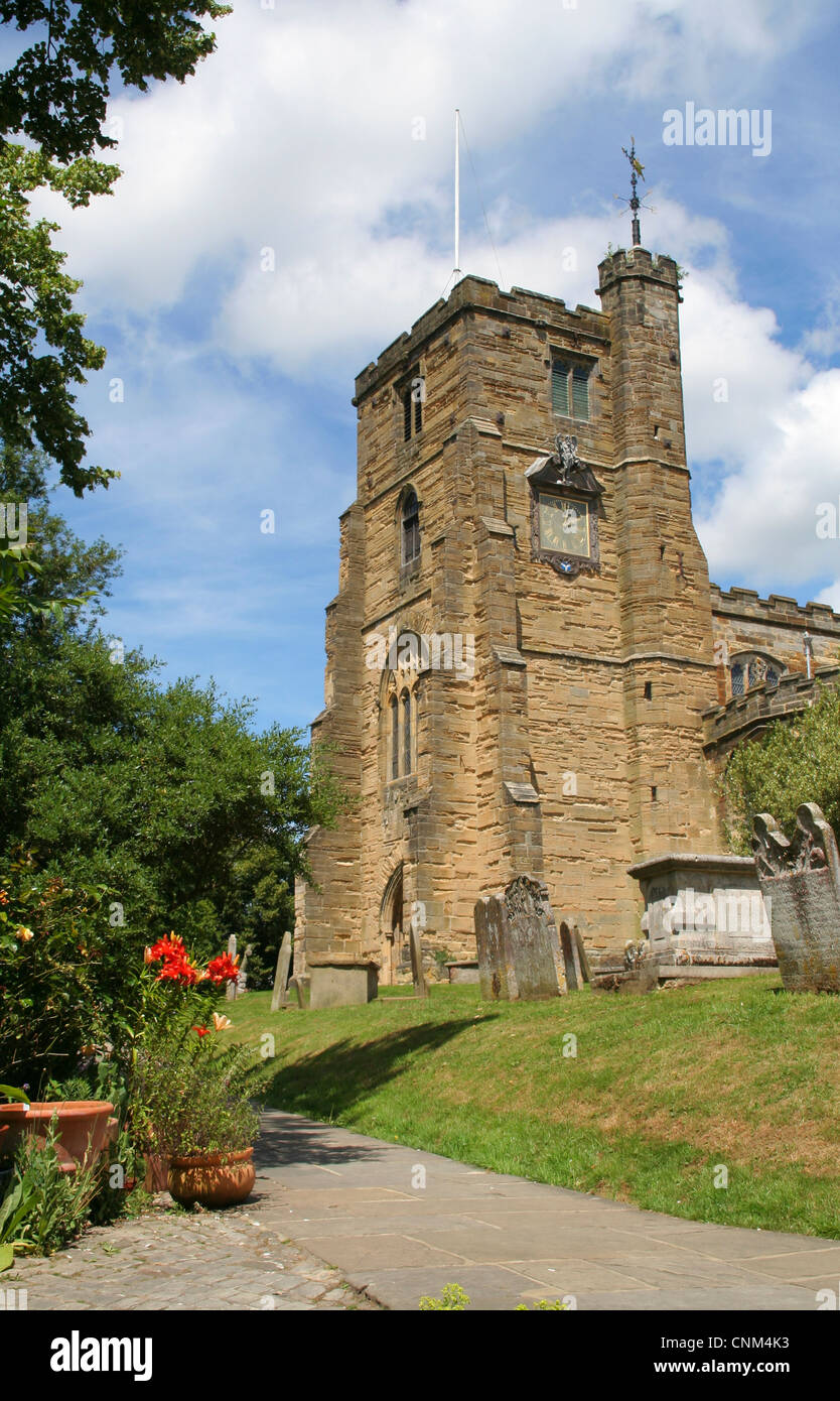 St dunstan’s church cranbrook hi-res stock photography and images - Alamy