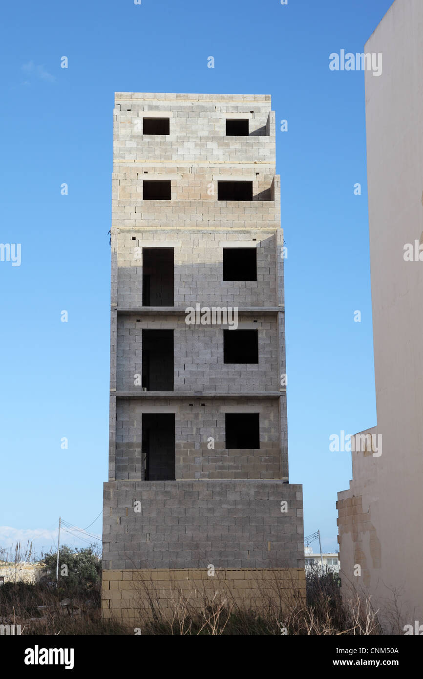 Completed building hi-res stock photography and images - Alamy