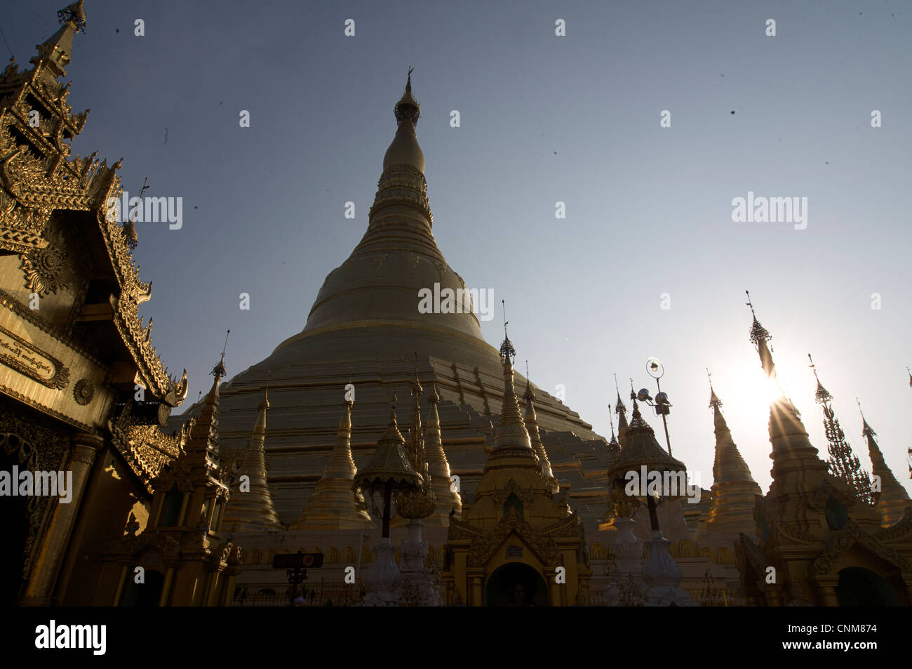 Shwedagon Pagoda, Rangoon, Burma. Myanmar Stock Photo - Alamy