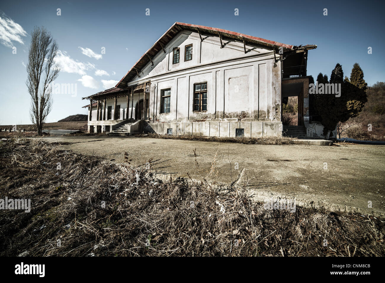 Decrepit House High Resolution Stock Photography and Images - Alamy