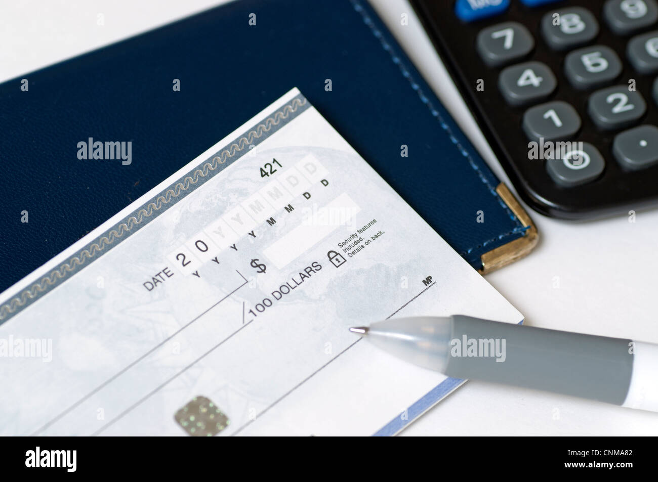 Blank check write hi-res stock photography and images - Alamy