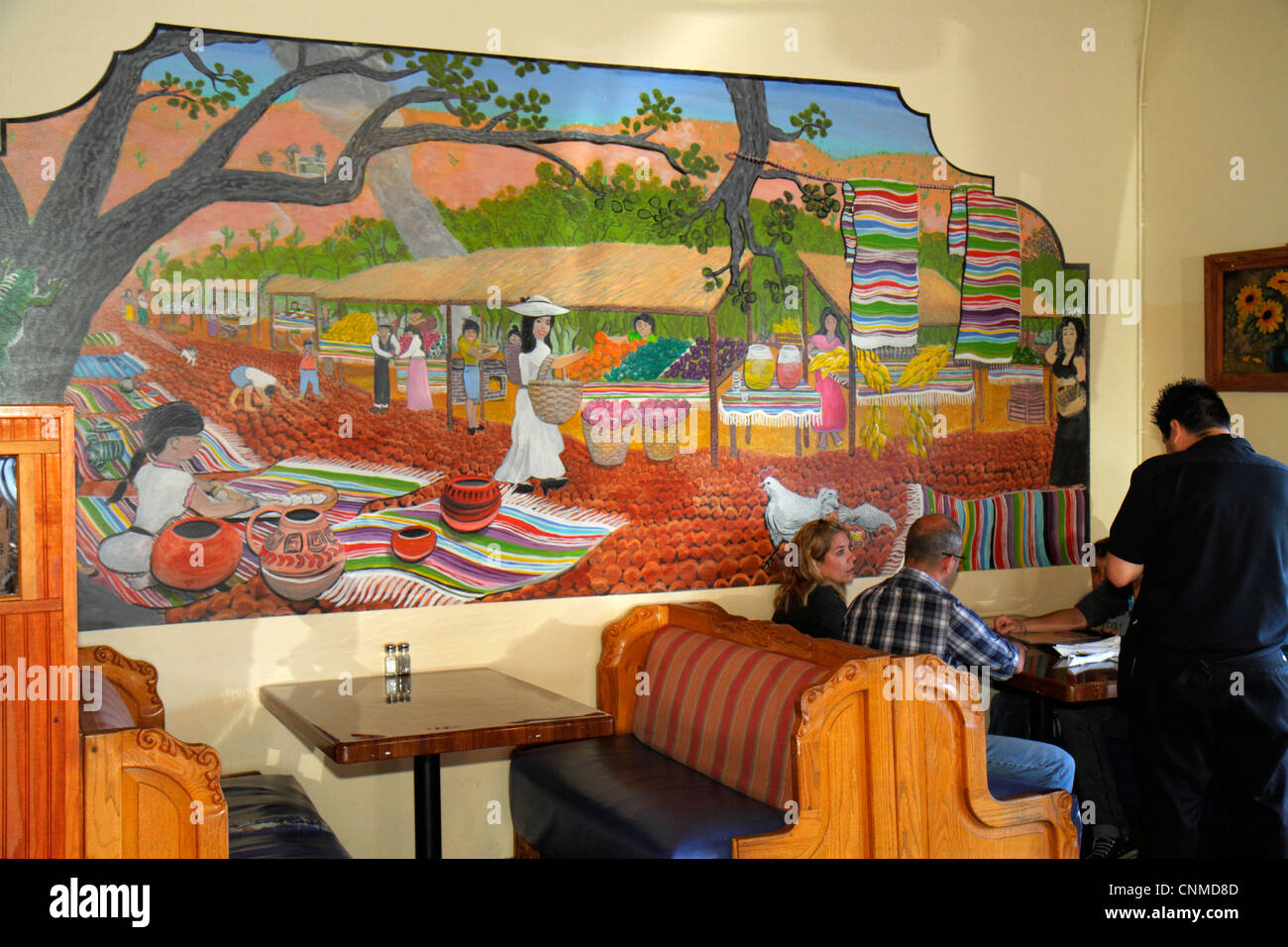 Mexican Restaurant Interior Stock Photos & Mexican Restaurant Interior ...