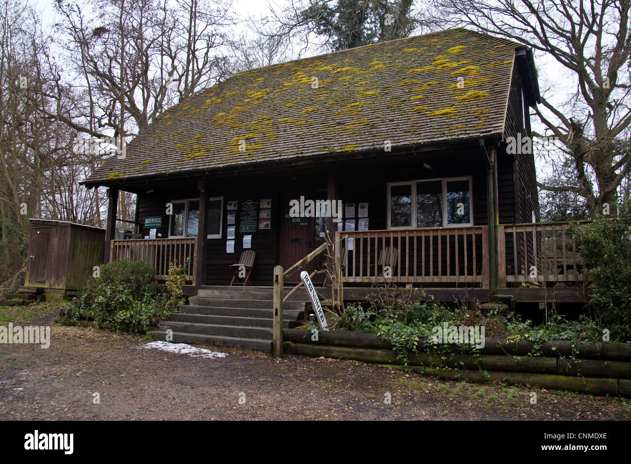 English stillwater fishery hi-res stock photography and images - Alamy