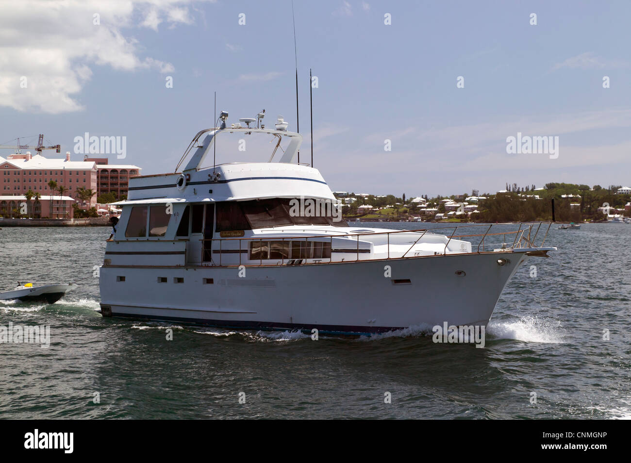 Large motor cruiser hi-res stock photography and images - Alamy