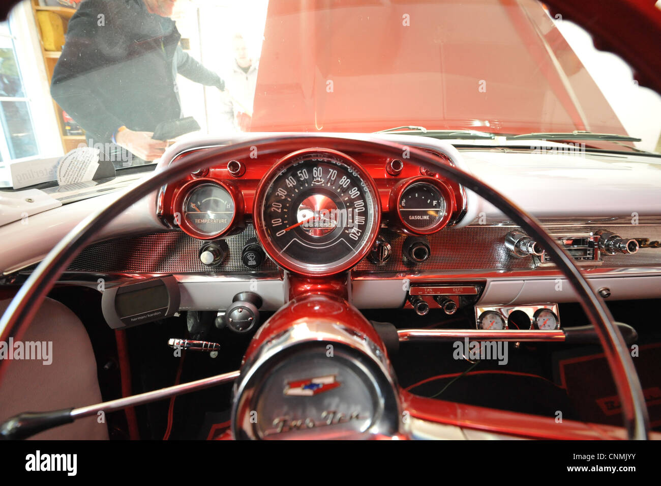 The interior of a 57 Chevrolet Sedan Stock Photo - Alamy