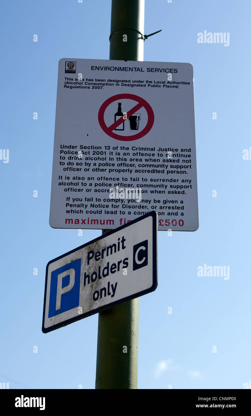Council road signs hi-res stock photography and images - Alamy