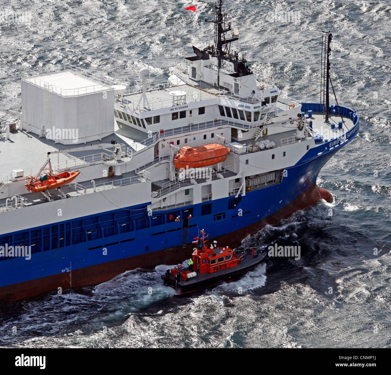 Pilot boat hi-res stock photography and images - Alamy